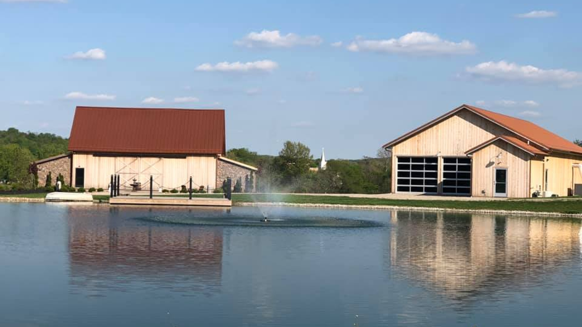 The Rusty River Barn » Botanica | Columbus Wedding Florist